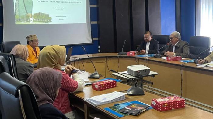 Kala Senator Senayan Disidang di Seminar Proposal Disertasi di UNM - Tribun-timur.com