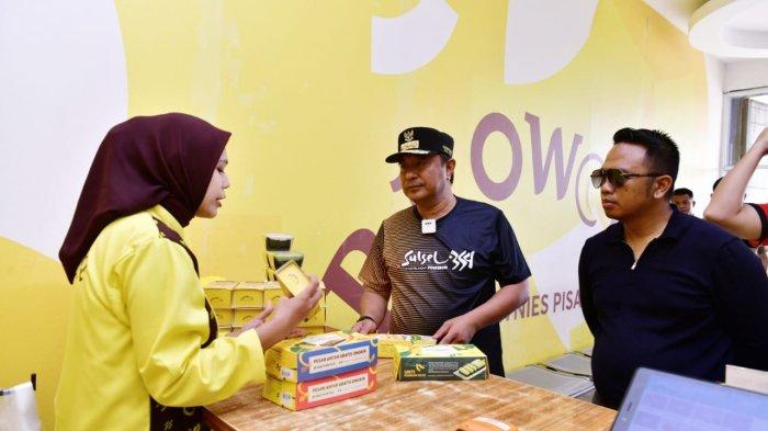 Dorong Perekonomian, Pj Gubernur Bahtiar Endorse Browcyl Pastry Pisang ...