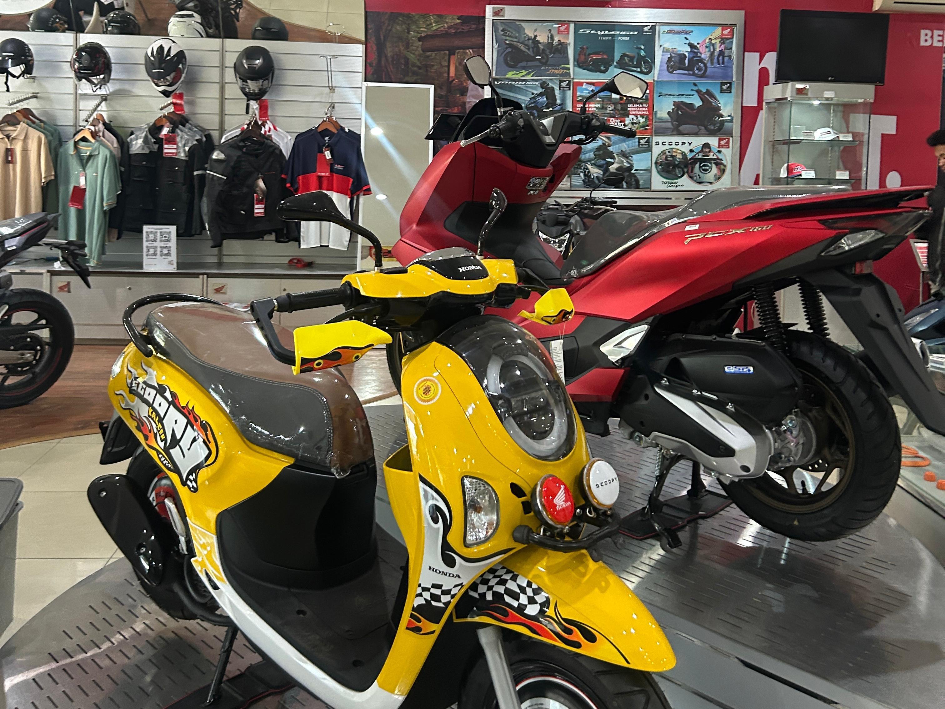 7 Fitur Menarik Honda Scoopy 2025, Motor Stylish Jadi Incaran Gen Z ...