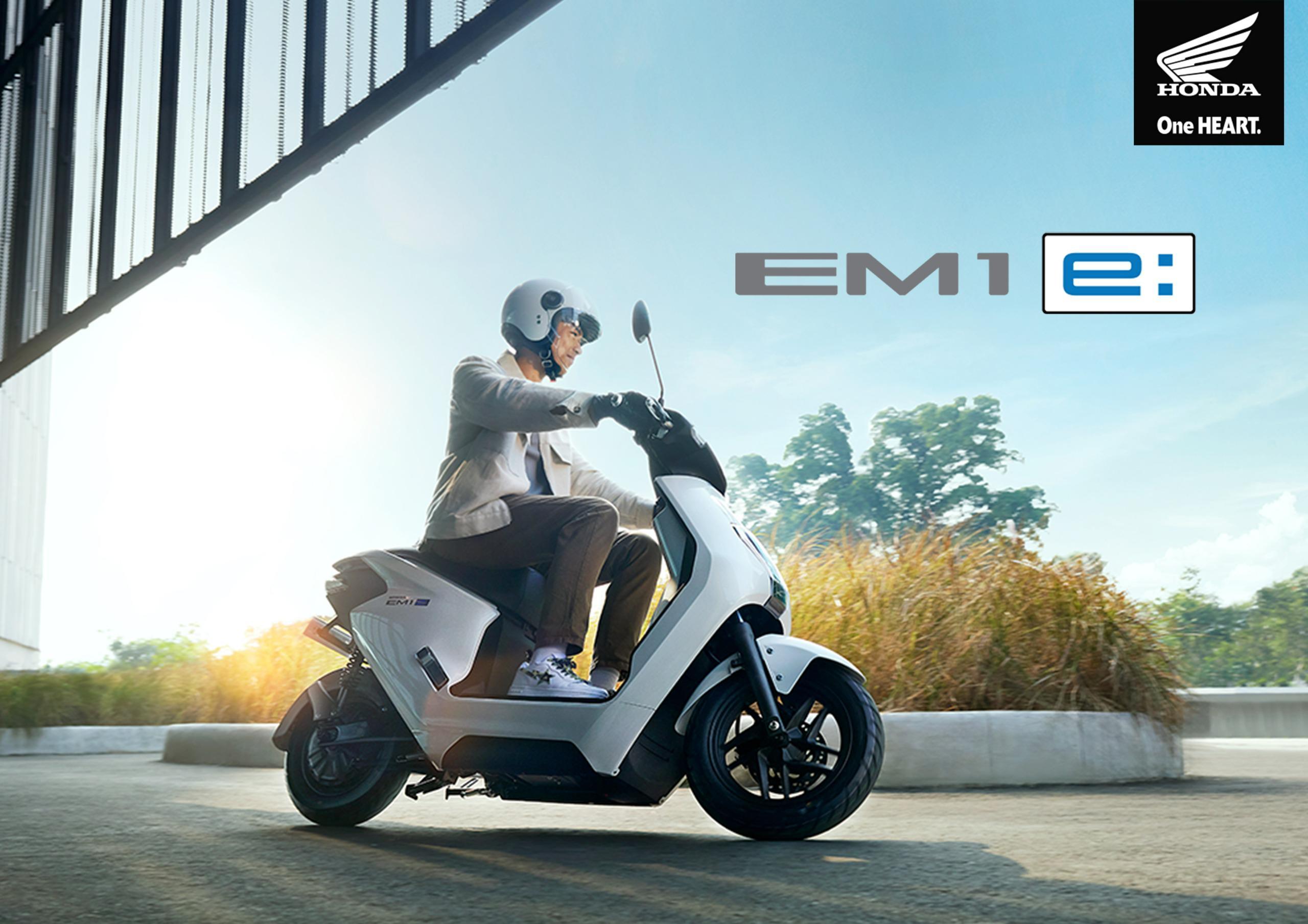 Perbedaan Motor Listrik Honda EM1 e: dan EM1 e: Plus, Kini Dijual Rp17 ...