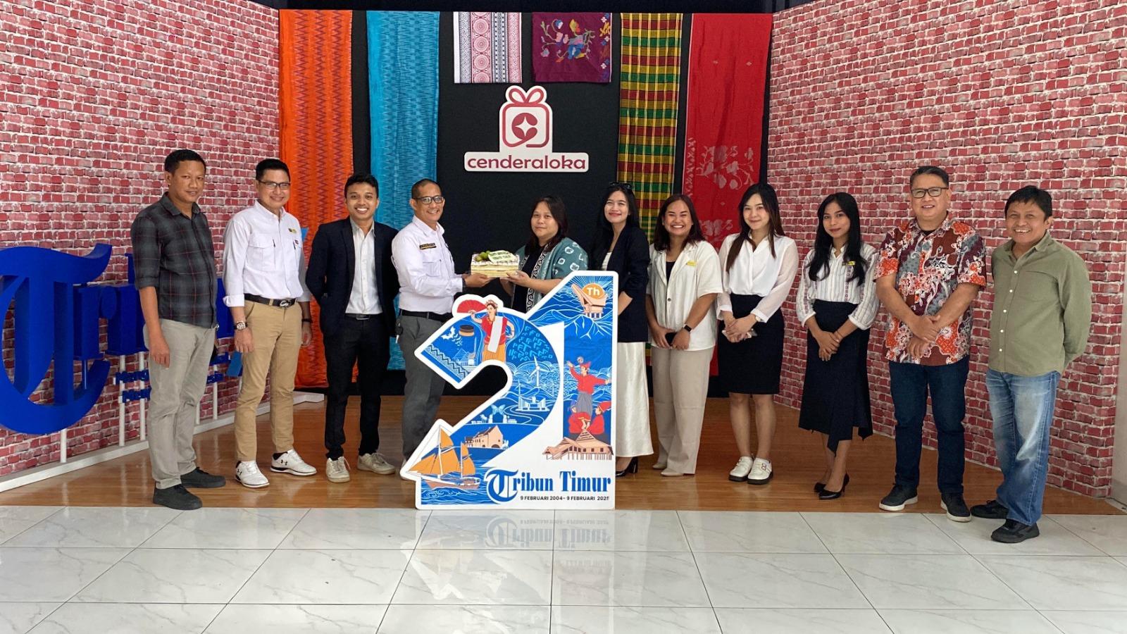 Hotel MaxOne Makassar Apresiasi Inovasi Tribun Timur di Usia Ke-21 ...