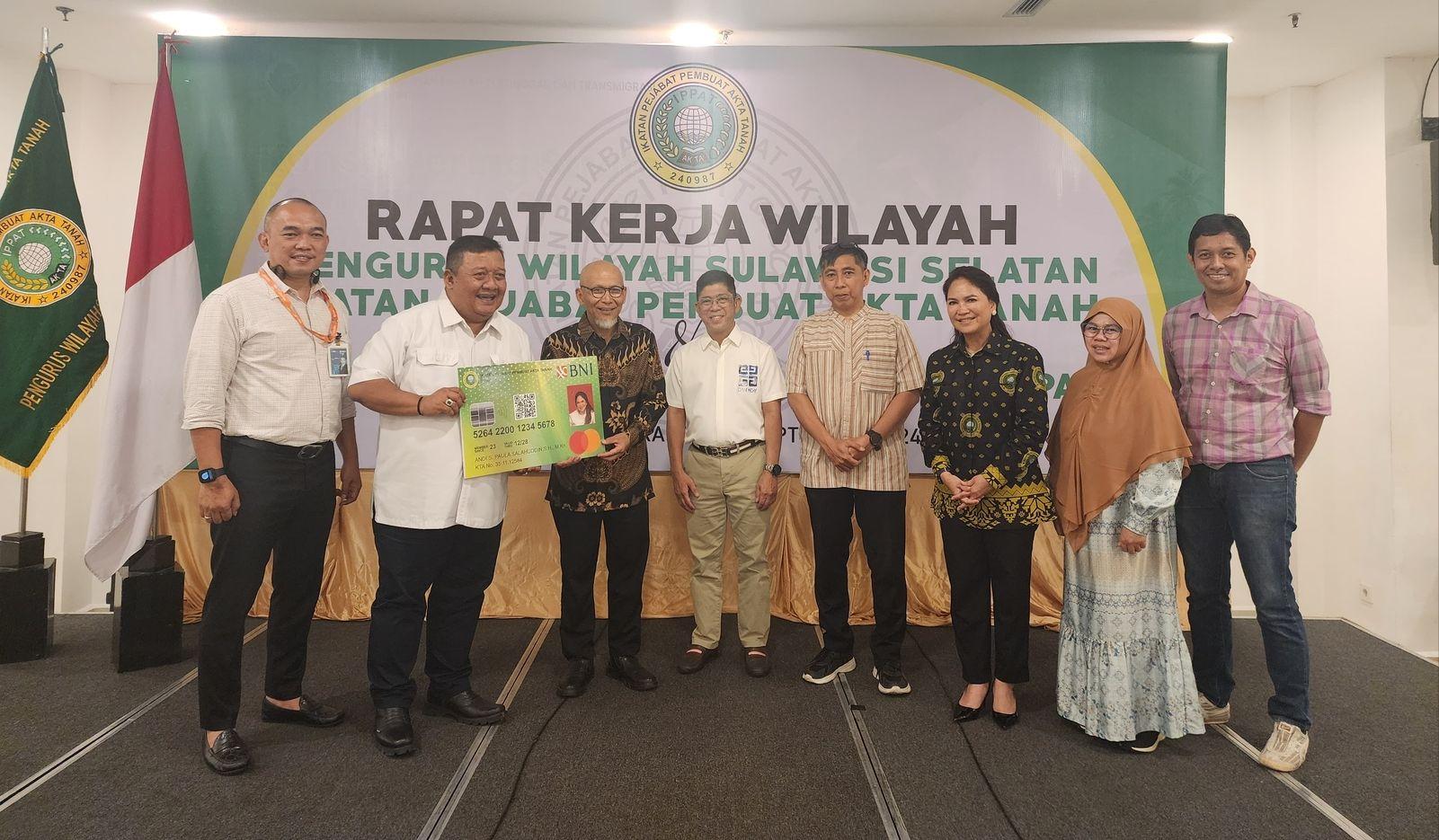 BNI dan IPPAT Perkuat Kerjasama Melalui Peluncuran KTA 3-in-1 di ...