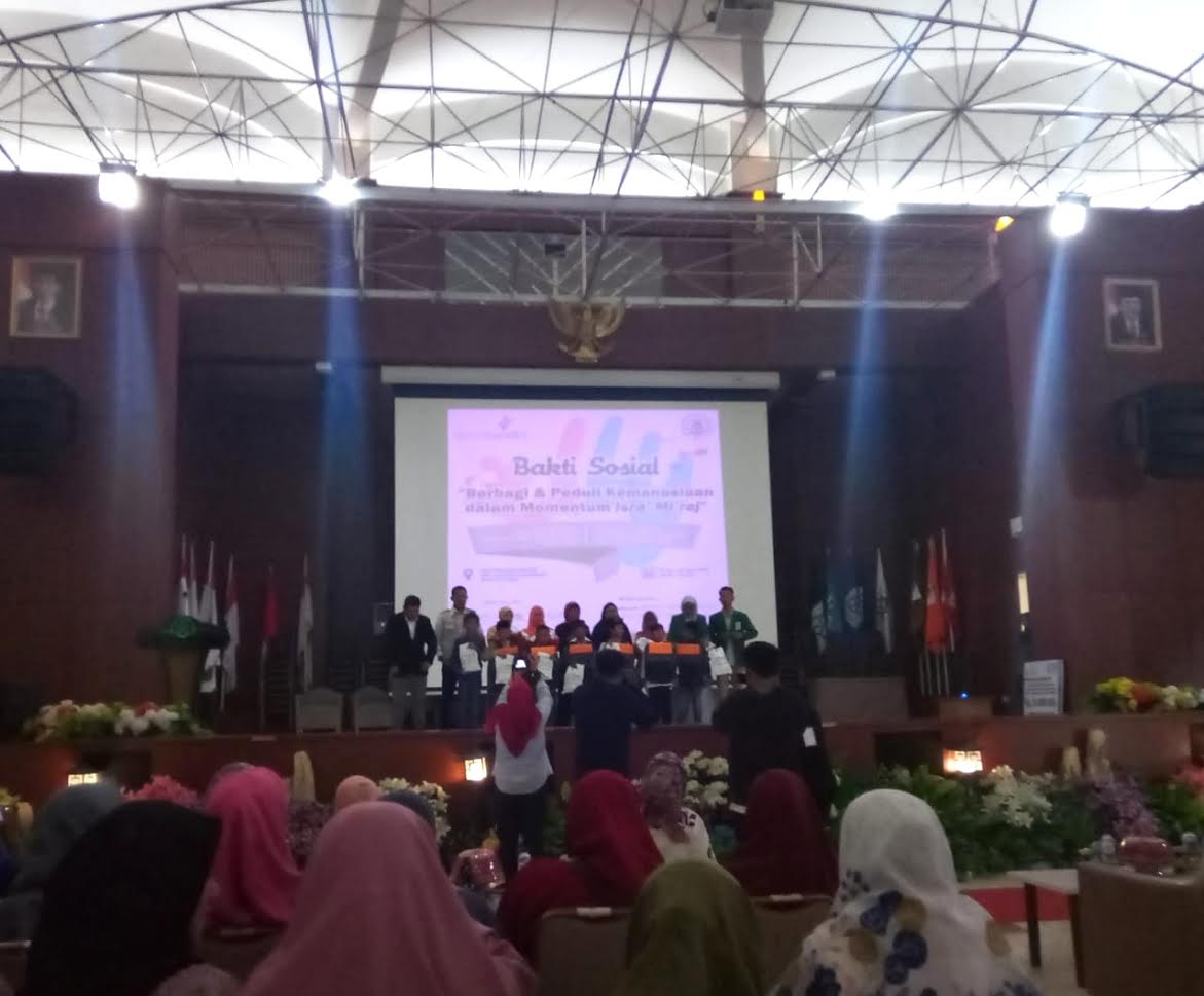Sambut Isra Miraj 2019, Dema UIN Alauddin Makassar Gelar Bakti Sosial ...