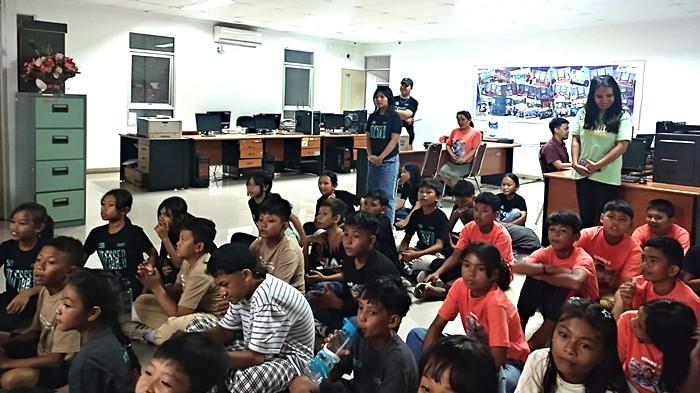 Siswa SD Wonder School Manado Kunjungi Tribun Manado, Belajar Jurnalis ...