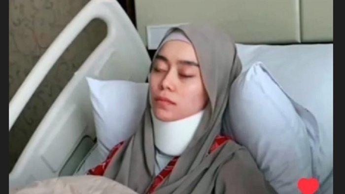 Potret Terbaru Lesty Kejora Masih di Rumah Sakit, Lihat Lebam di ...