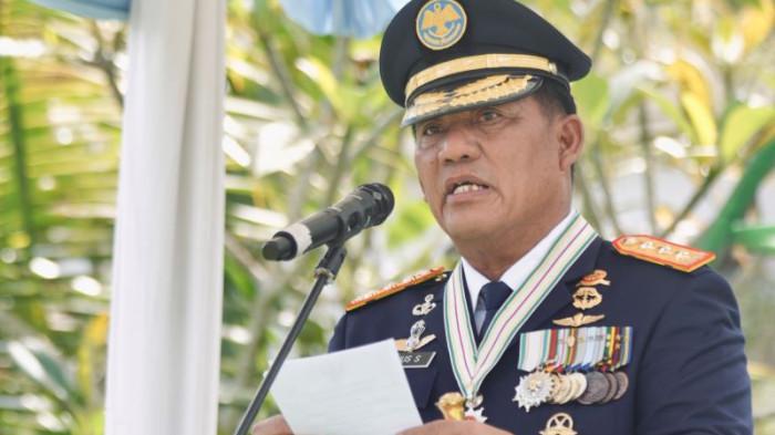 Gubernur Sulawesi Utara Yulius Selvanus Pimpin Upacara Hari Perhubungan ...