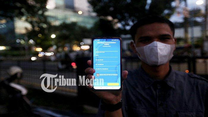 Berita Foto: INI Komentar Warga, Urus Berkas ke Disdukcapil Kota Medan ...