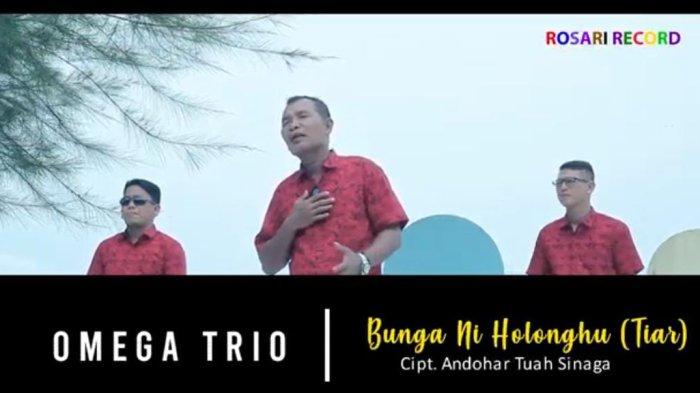 Arti dan Lirik Lagu Batak Bunga Ni Holong Hu Dipopulerkan oleh Omega ...