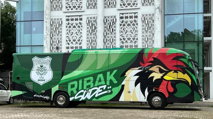 Desain Baru Bus Tim PSMS Medan Diisi Tulisan Ribak Sude - Tribun-medan.com