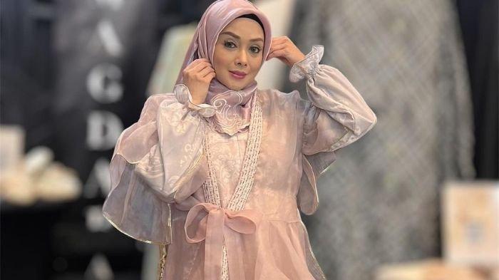 Profil dan Biodata Terry Putri, Eks Aktris dan Presenter Kini Jadi ...