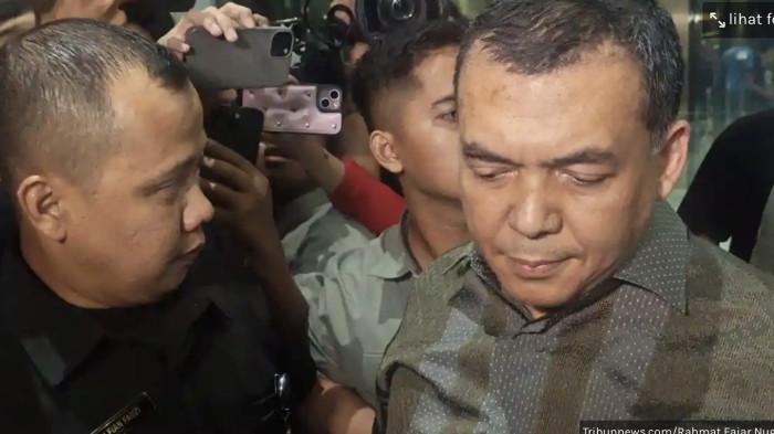 Tampang Wakil Menteri Imipas Silmy Karim Tiba di KPK Usai Disebut ...
