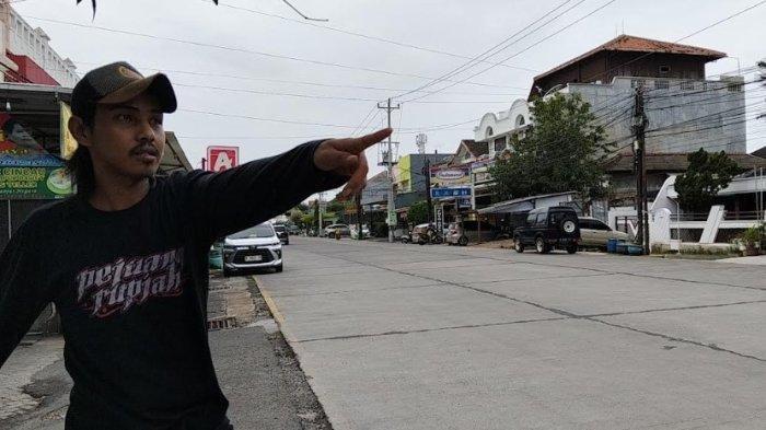 DUA Polisi Digerebek Warga Diduga Peras Orang Pacaran Dalam Mobil di ...