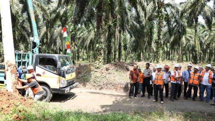Dusun Bukit Kijang Segera Nikmati Listrik PLN, Lonsum Akhirnya Izinkan ...