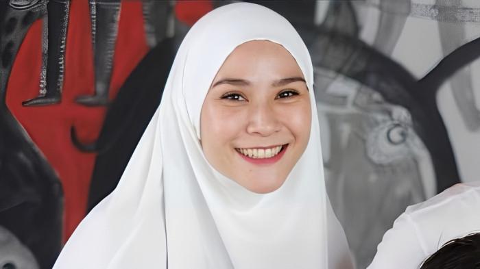 Profil dan Biodata Zaskia Adya Mecca, Aktris yang Isi Postingannya Soal ...