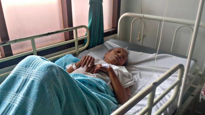 Tersengat Listrik, Nenek Saigun Butuh Biaya Jutaan untuk Berobat ...