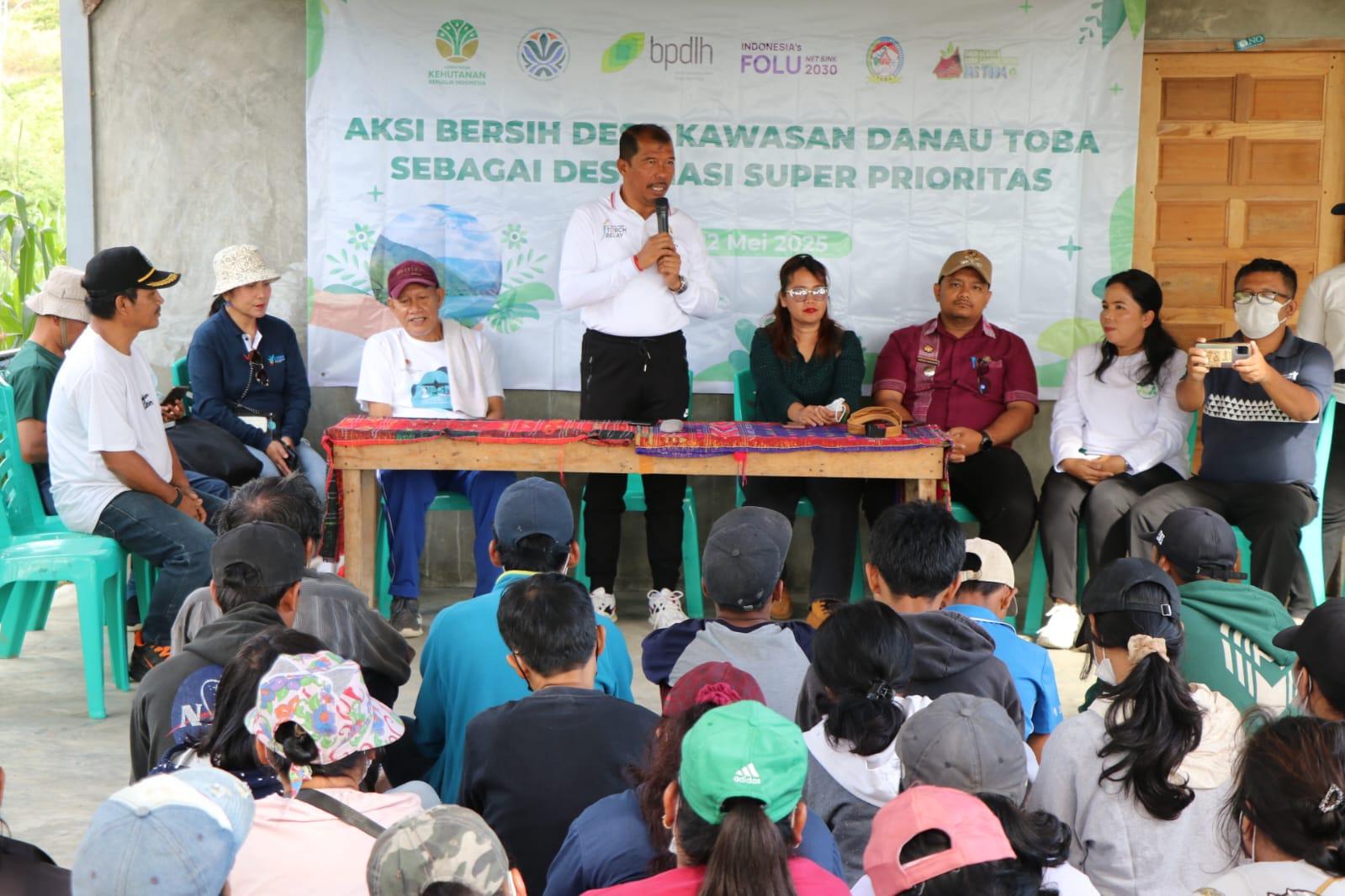 Bersama Bank Sampah IAS Toba, Bersihkan Desa di Kawasan Danau Toba ...