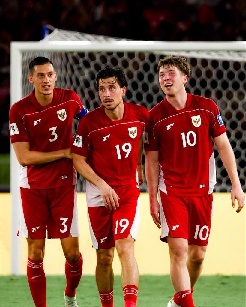 Resmi! Thom Haye Gabung Persib Bandung, Dikontrak 2 Tahun, Jadi Tandem ...