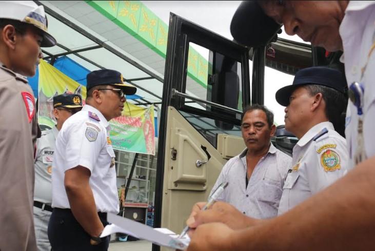 Hari Kelima Ramp Check, Dishub Sumut Temukan 17 Pengemudi dan Awak Bus Positif Narkoba - Tribun ...