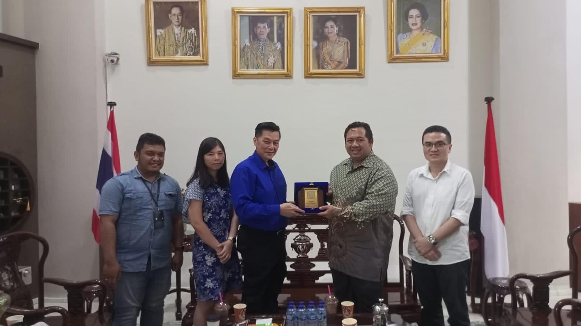 Konsul Kehormatan Thailand Sambut Konsul AS - Tribun-medan.com
