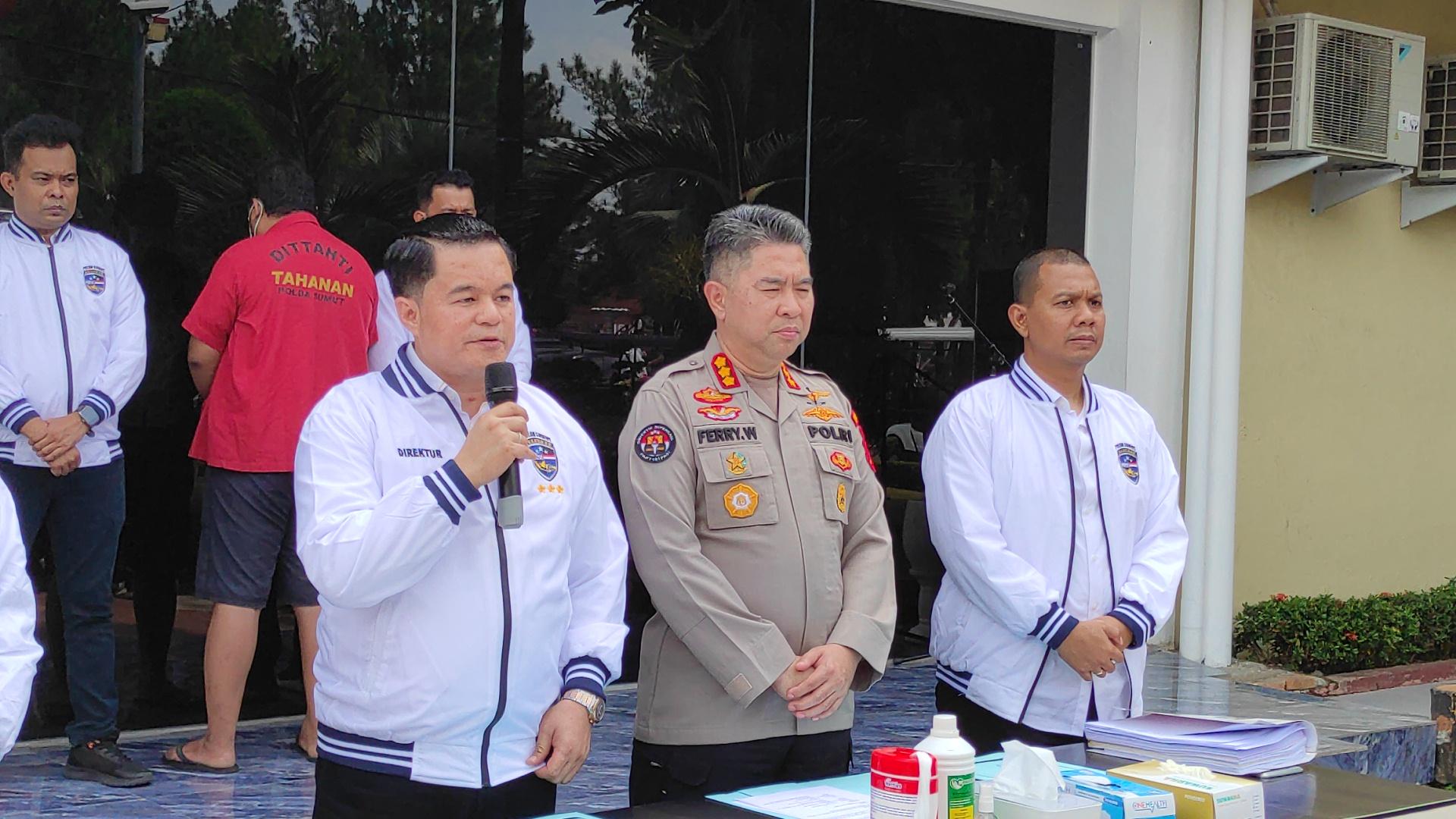 Hampir 3 Bulan Buron, Host Live Streaming Pornografi di Percut Seituan Ditangkap di Pekanbaru ...