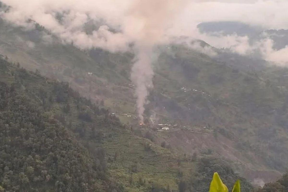 KKB PIMPINAN Elkius Kobak Bakar Sekolah di Pendalaman Yahukimo, 6 Orang ...