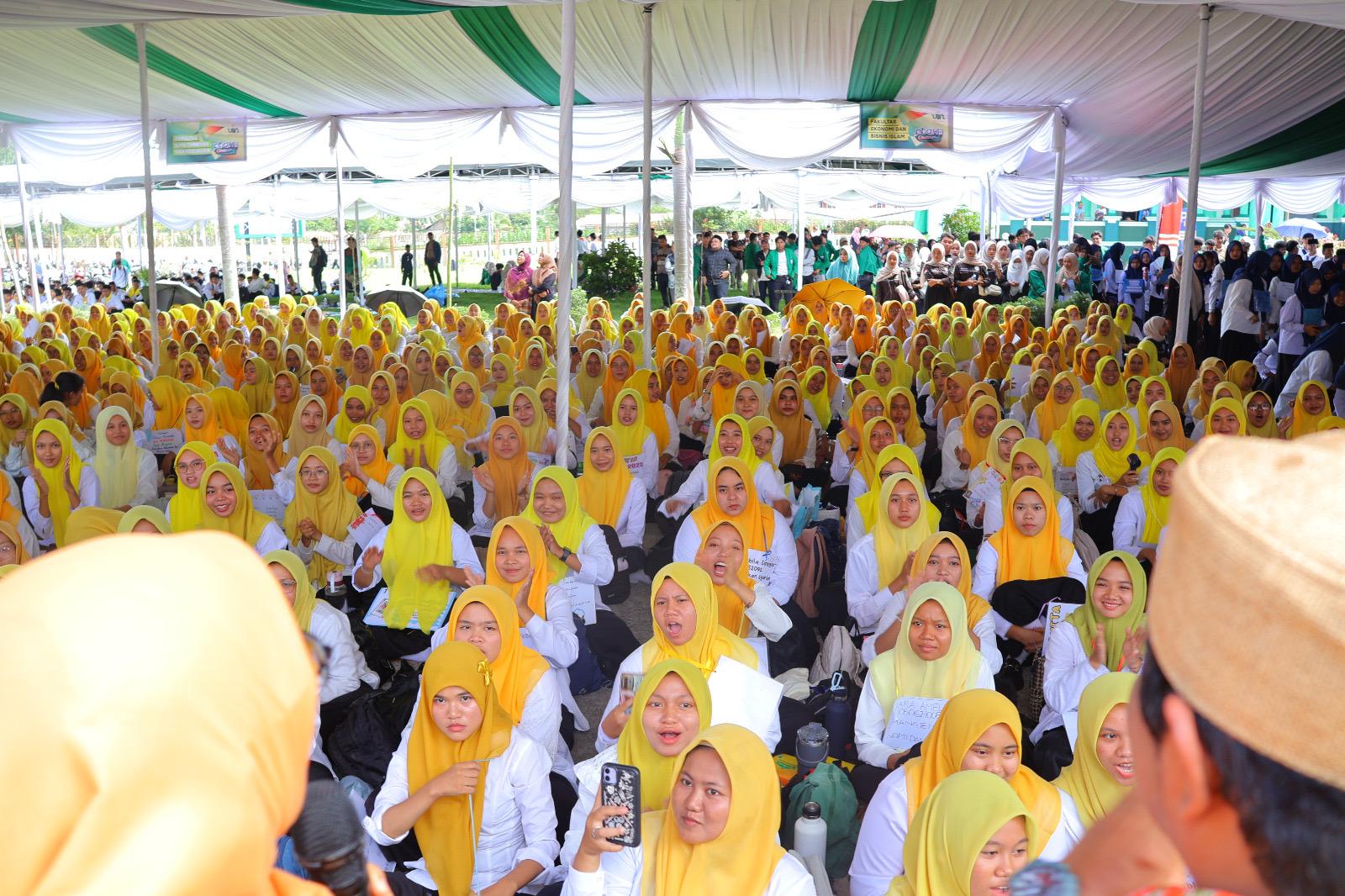 Ribuan Mahasiswa UIN SU Ikuti PBAK, Rektor Tekankan Moderasi Beragama - Tribun-medan.com