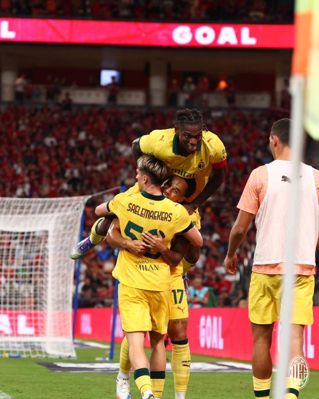 LINK Live Streaming AC Milan Vs Bari Jam 02.15 WIB, Akses di Sini ...