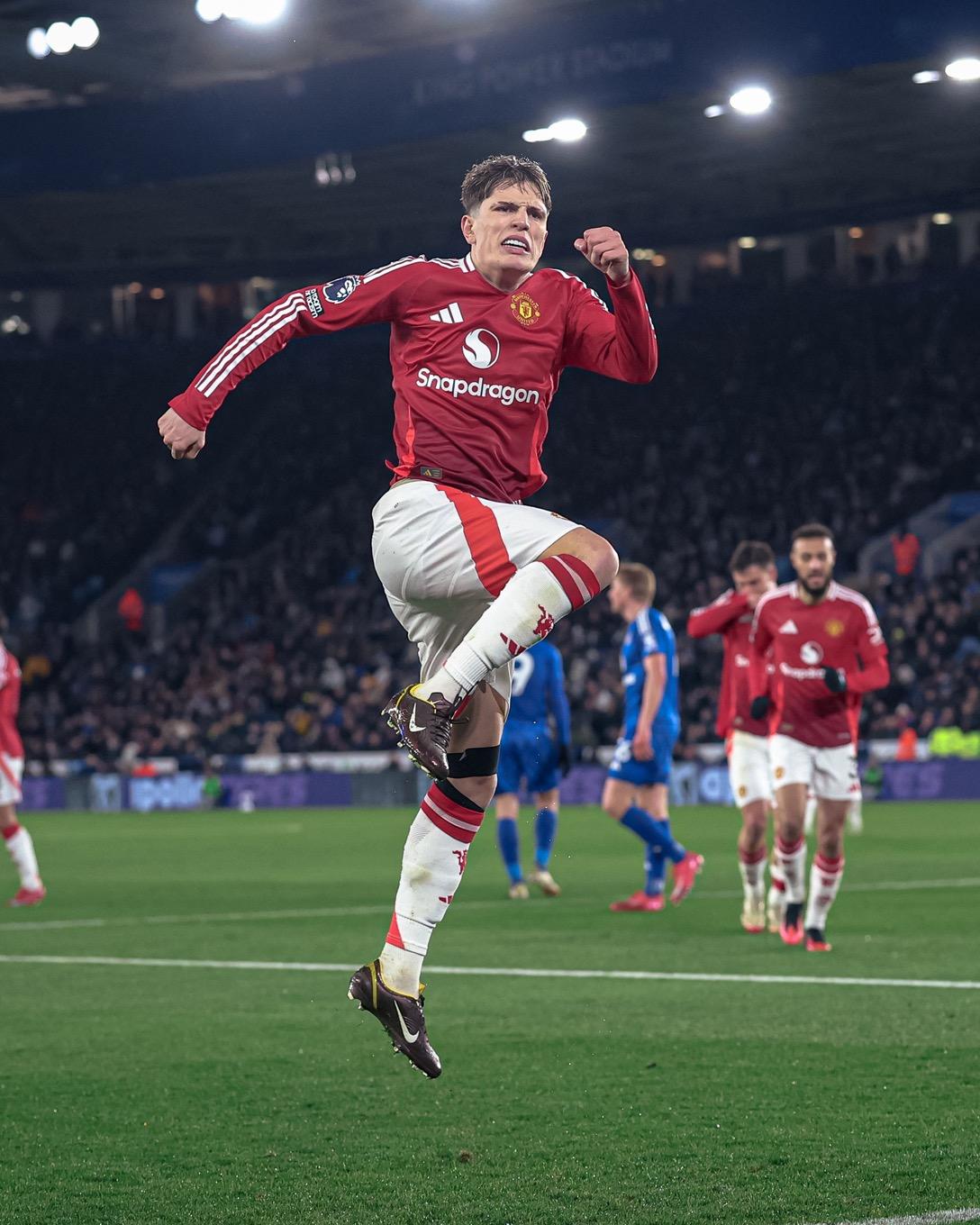 Konflik dengan Ruben Amorim, Garnacho Menyeberang ke Rival Manchester United - Tribun-medan.com