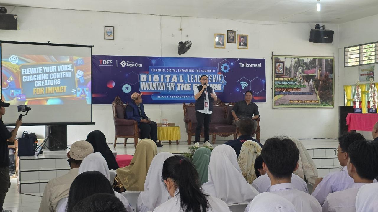Telkomsel Digital Empowering for Community Hadir Perkuat Literasi ...