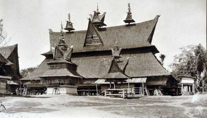Mengenal Rumah Adat Suku Karo, Berdasarkan Bagian atau Jabu - Tribun ...