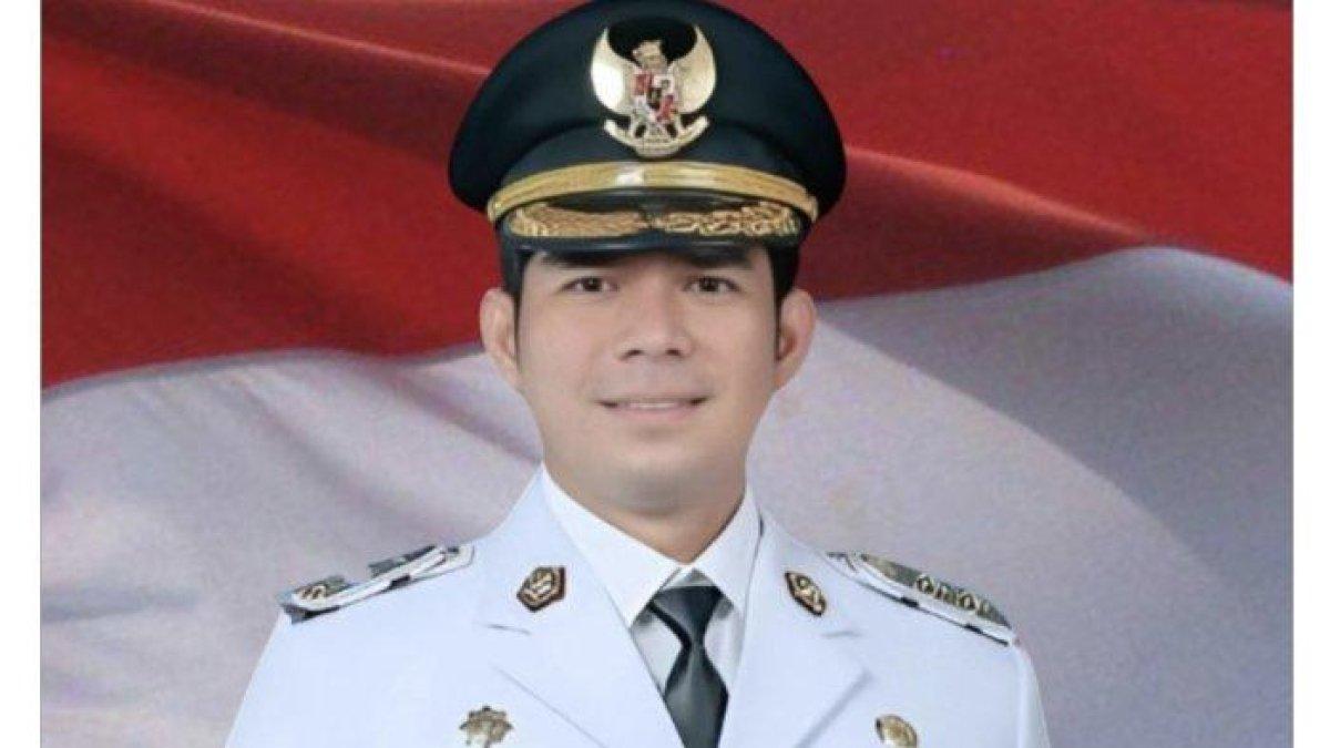 Sosok & Profil Hendri, Wakil Bupati Rejang Lebong yang Dilantik Prabowo, Ternyata Lulusan S3 ...