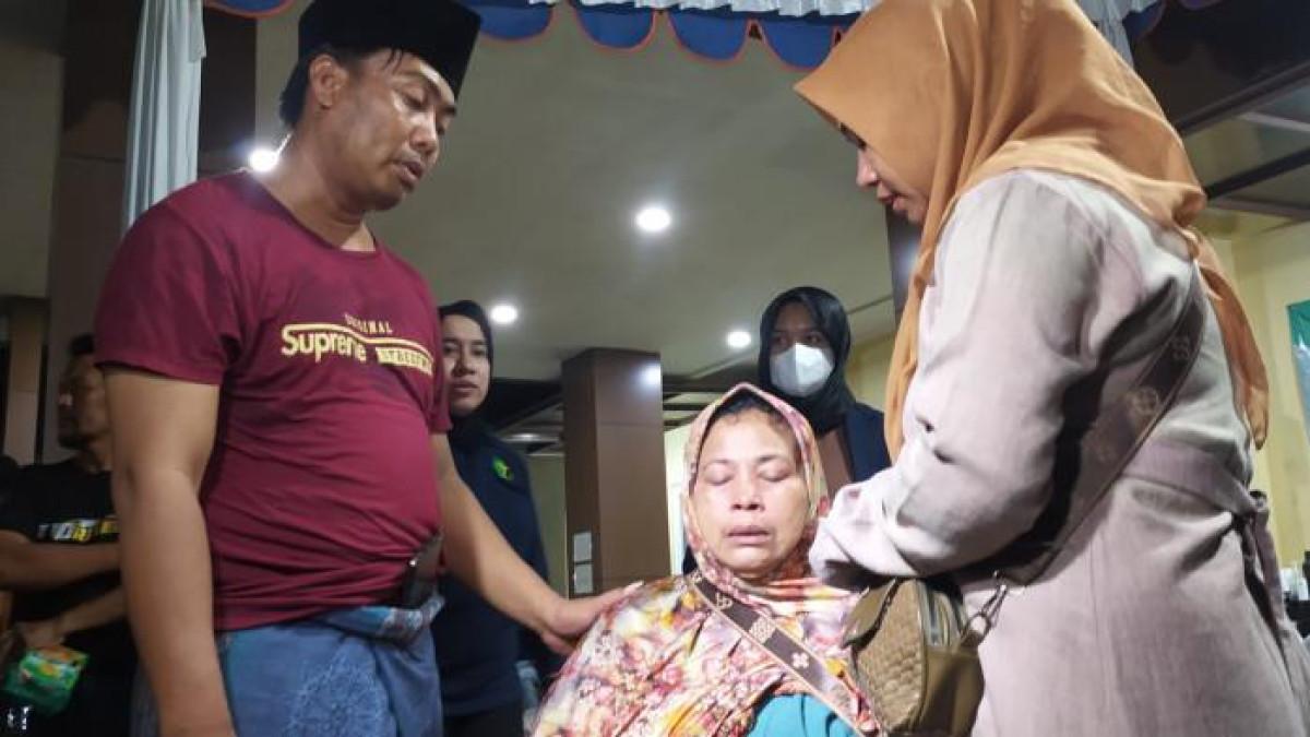 Petanda Aneh Sebelum Aziz Jadi korban Ambruknya Ponpes Al Khoziny ...