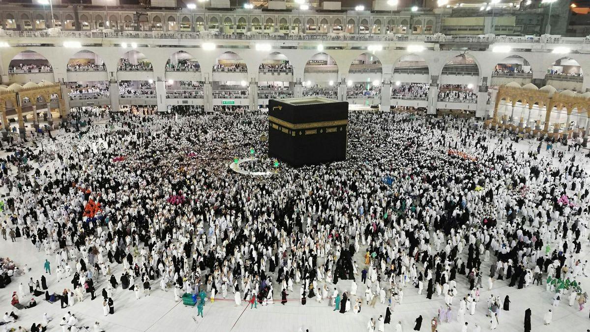 Sosok Sofia Kamila Pelajar MTs Calon Jemaah Haji Termuda Asal ...