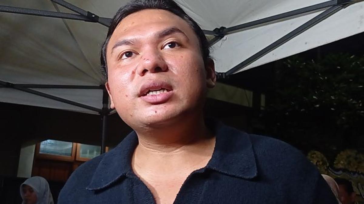 Keanu AGL Terseret Kasus Penipuan Umrah Hanania, Sahabat Awkarin Bantah ...