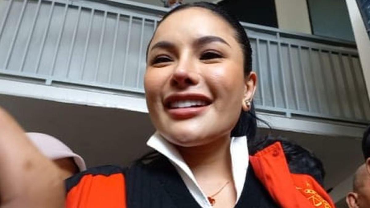 Sumber Dana Nikita Mirzani, Dapat Ratusan Juta Rupiah Meski di Penjara ...