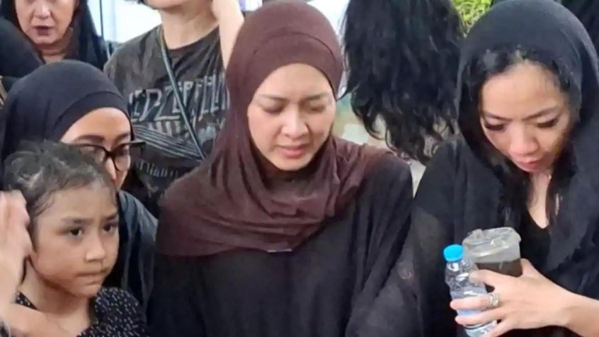 Curhat Haru Richa Novisha, Ikhlas Melepas Kepergian Gary Iskak Suami ...