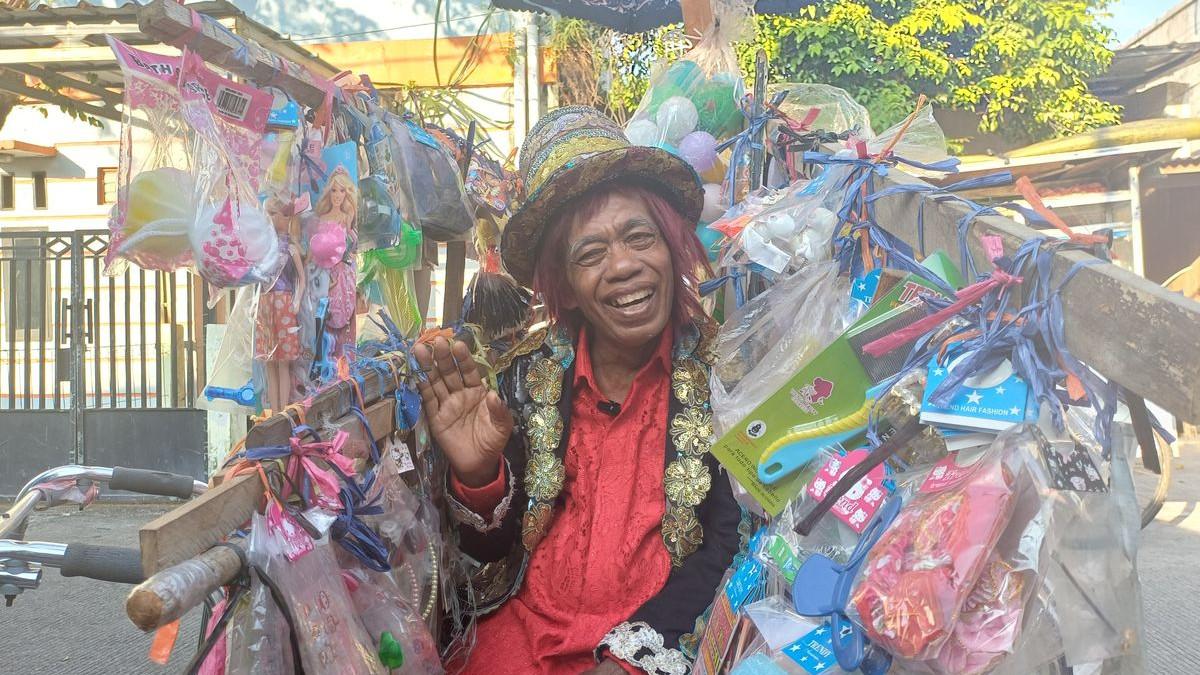 Kondisi Terkini Pak Tarno, Dulu Jadi Pesulap Terkenal Kini Jualan ...