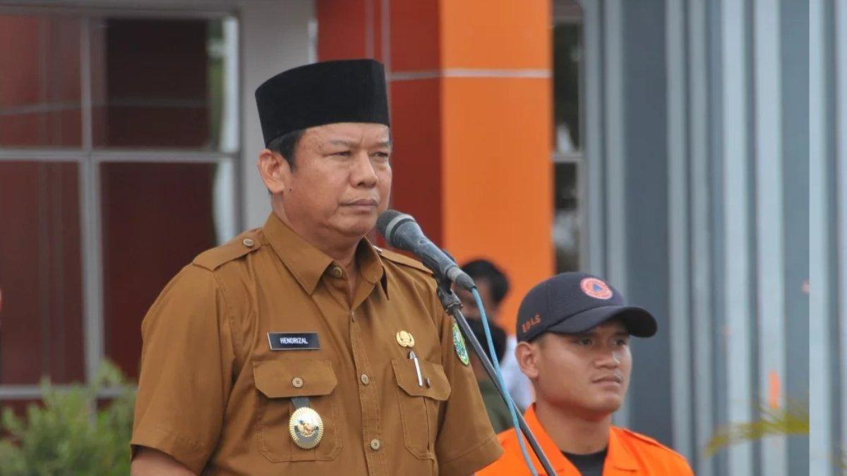 Sosok & Profil Hendrizal Wakil Bupati Indragiri Hulu 2025, Puluhan Tahun jadi ASN, Lulusan S2 ...