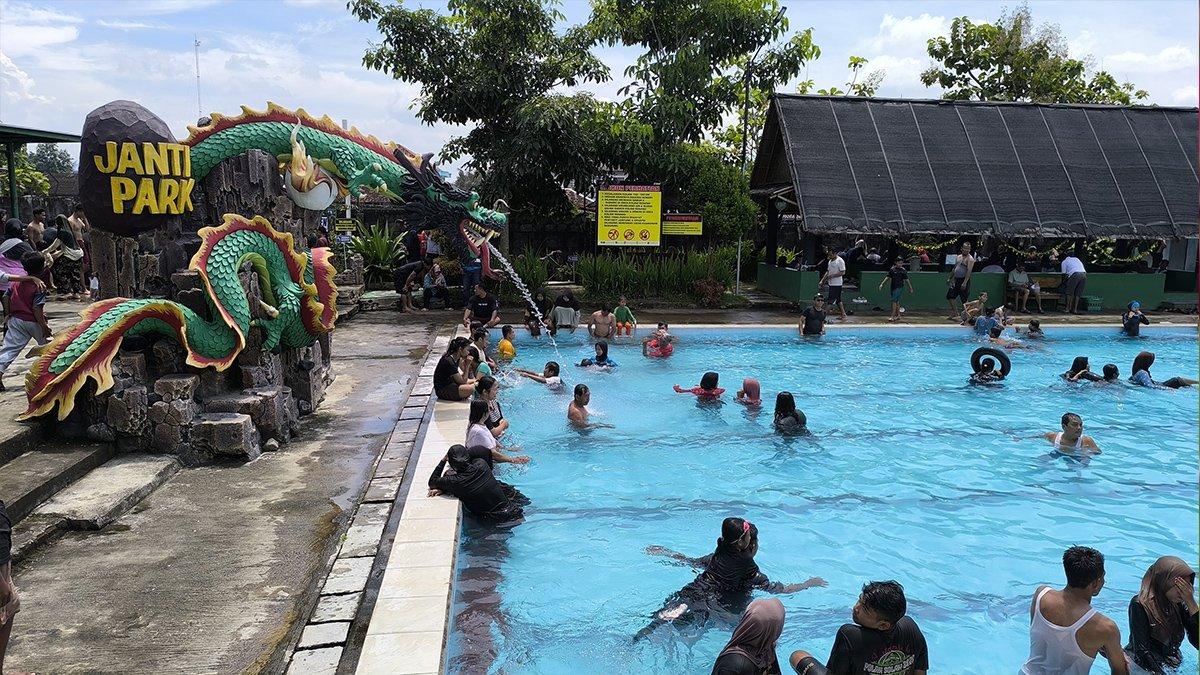 Janti Park Jadi Salah Satu Wisata Paling Ramai Dikunjungi di Klaten ...