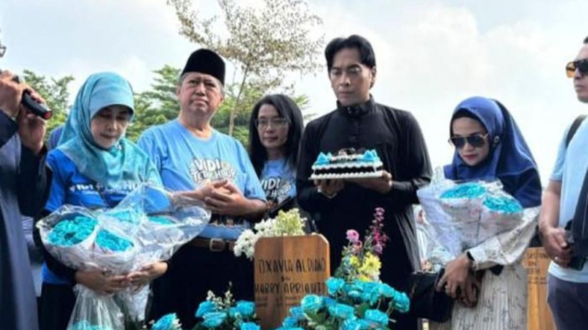 Minta Stop Viralkan Egi Fazri, Harry Kiss Ungkap Sosok yang Mirip ...