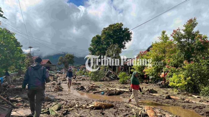 Distribusi Bantuan di Malalak Tersendat, Butuh Alat Berat untuk Buka ...