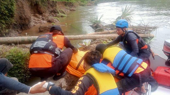 Mertua dan Menantu yang Hanyut di Sungai Batang Kambang Pesisir Selatan ...