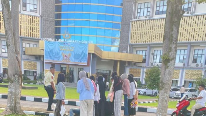Dua Orang Kena Peluru Nyasar di UNP Diduga Berasal dari Lapangan ...