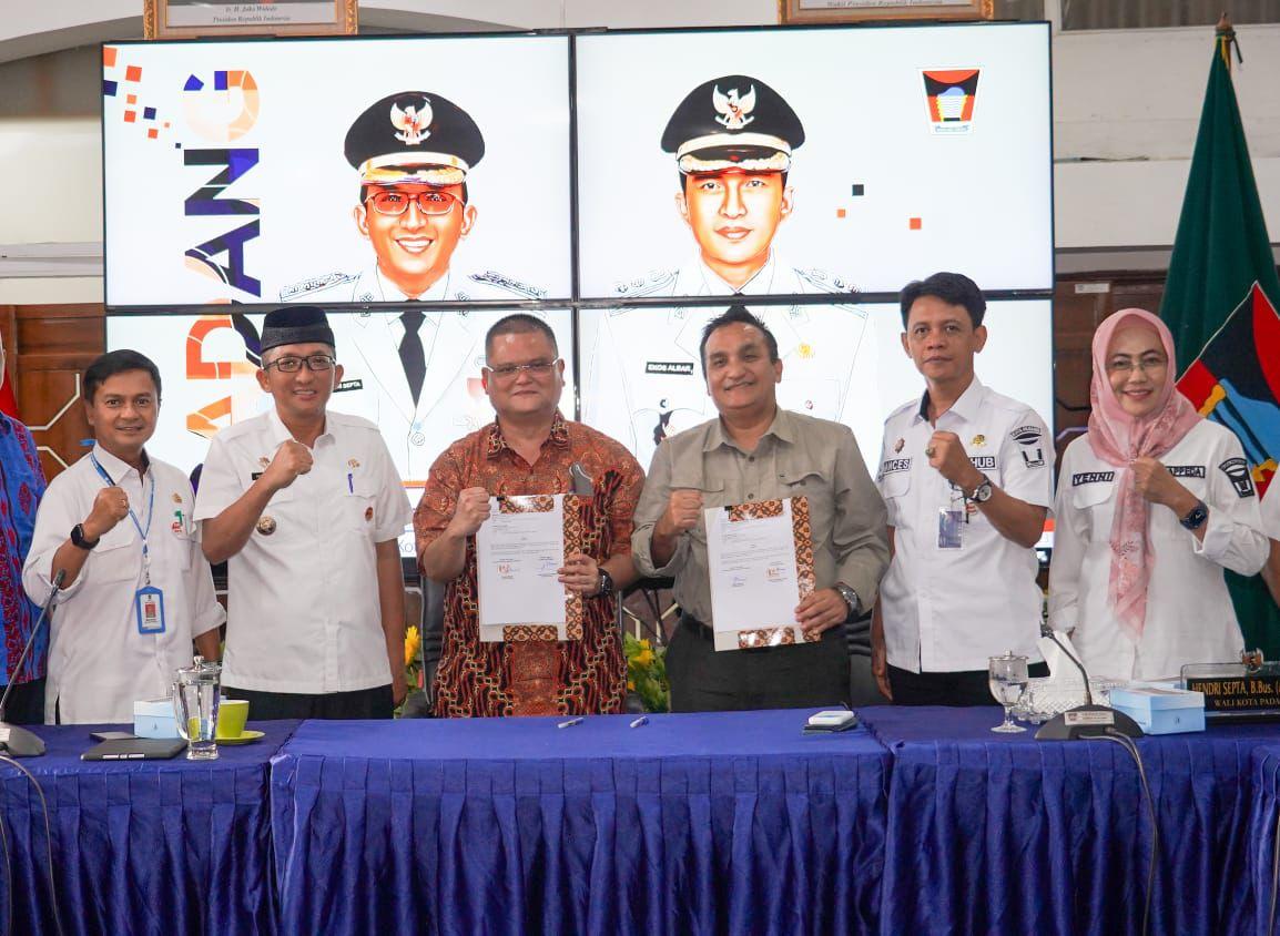 Wujudkan Penggunaan Bus Listrik, Pemko Padang Resmi Gandeng Blue Bird ...