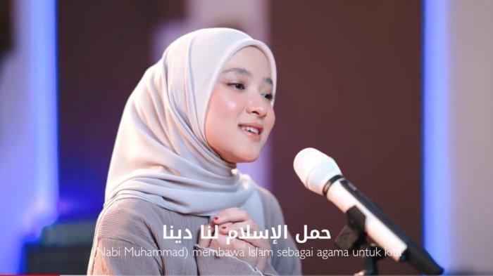 Lirik Sholawat Al Hijrotu - Nissa Sabyan 'Sholawatullahi Tubarikuhu', Lagu Religi Viral di ...