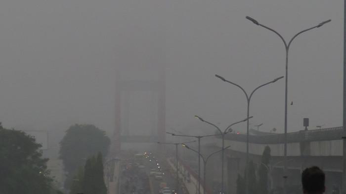 Foto-foto Kota Palembang Diselimuti Kabut Hari Ini 18 Januari, Jembatan ...