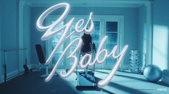 Lirik Lagu Yes Baby by Madison Beer, Lagu Populer Duduki Posisi ke-5 di ...