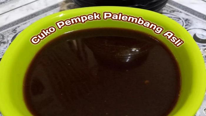 Resep Cuko Pempek Asli Palembang, Hitam, Kental dan Pedasnya Pas, Simak ...