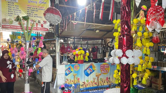 Tradisi Pohon Telur Meriahkan Perayaan Maulid Nabi di Pasar Masomba ...