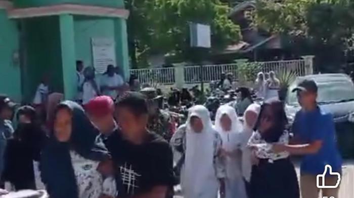 BREAKINGNEWS: 141 Siswa di Buol Sulteng Dilarikan ke RSUD Mokoyurli ...